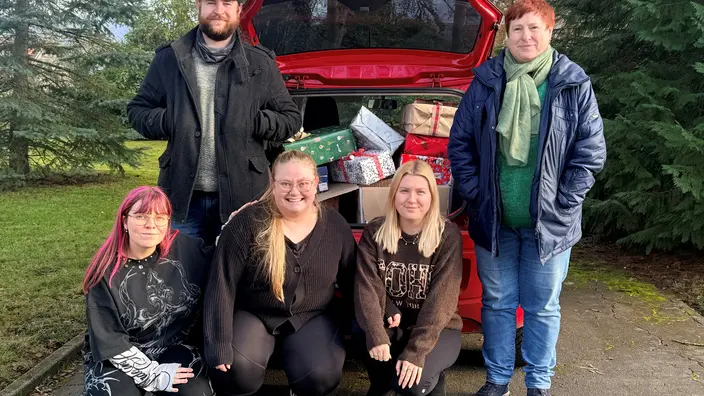 Weihnachten im Schuhkarton – mit Herz und Nähe | CJD Homburg